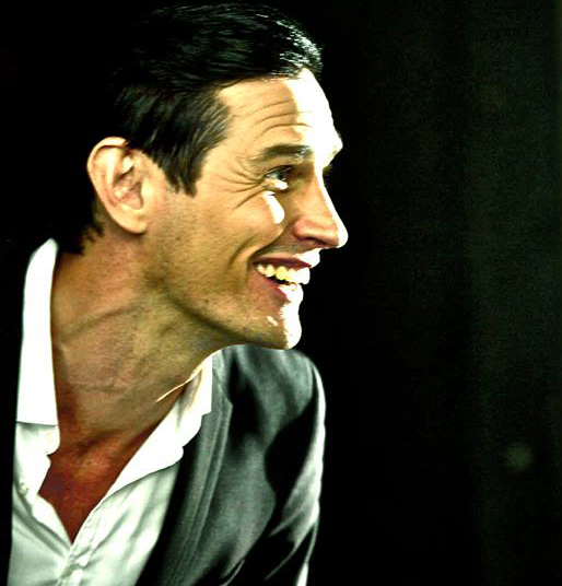 Muusikko Lauri Tähkä Kirkon Ulkomaanavun lähettilääksi - Seurakuntalainen