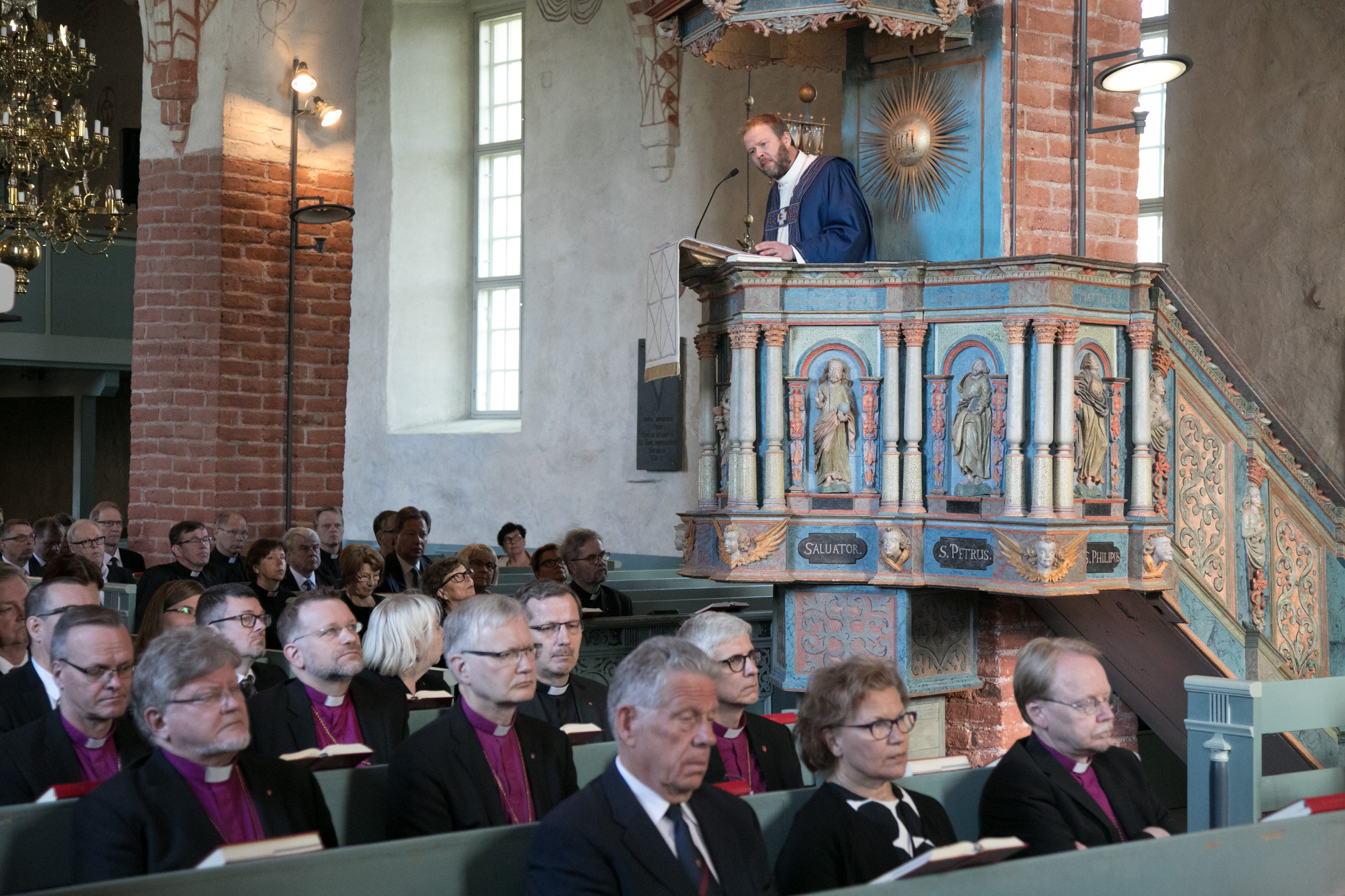 Helsingin piispa Teemu Laajasalolle syyte tuottamuksellisesta kirjanpitorikoksesta ...