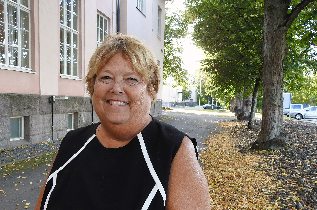 Vapaakirkon Yhdysvaltain sisarkirkon elinvoimaisuusjohtaja Mary ...