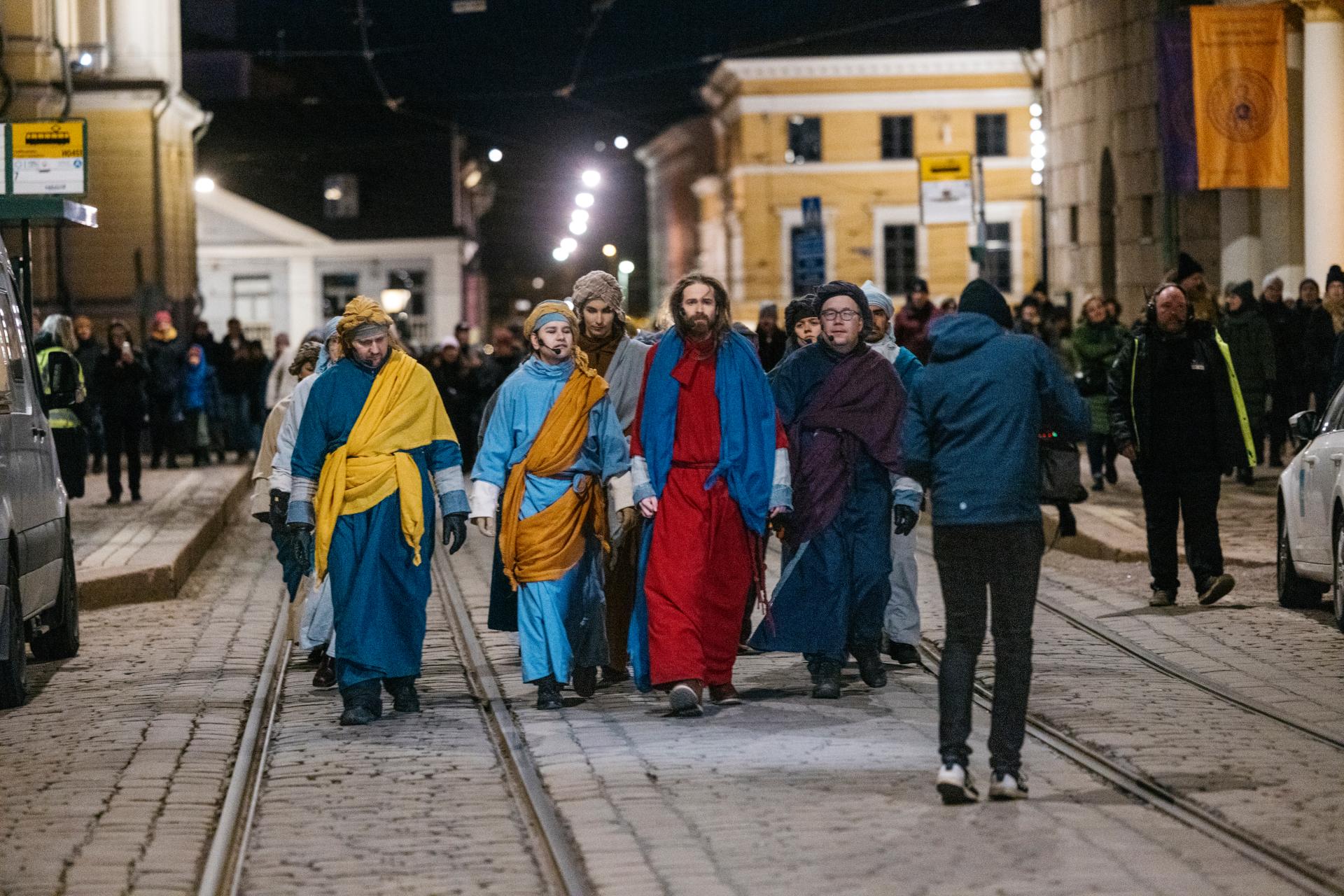 Helluntaiseurakuntien ihmisiä mukana luterilaisten organisoimissa ...
