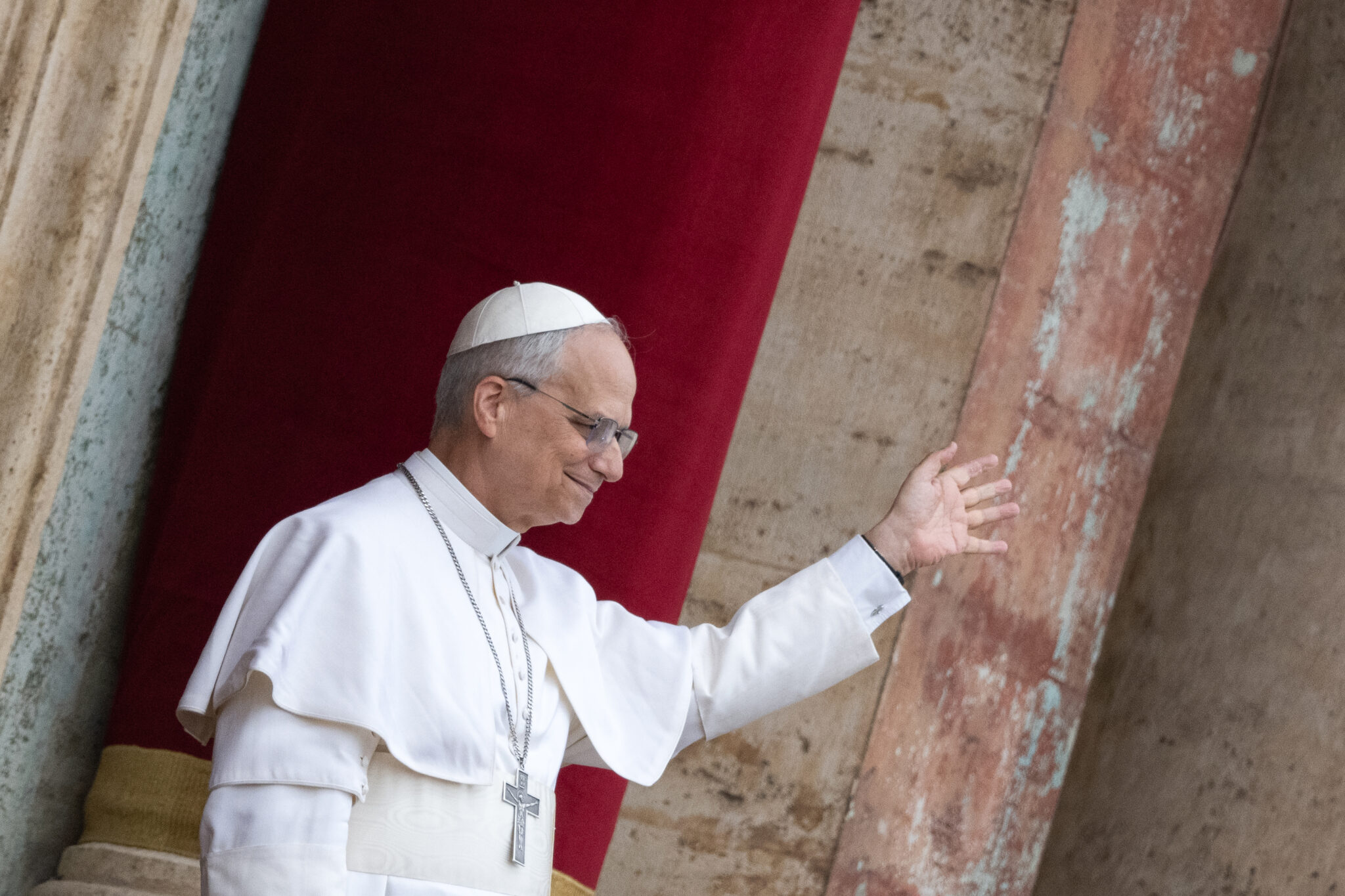 Uusi paavi Leo XIV valitsi nimensä viittauksena tekoälyn ...