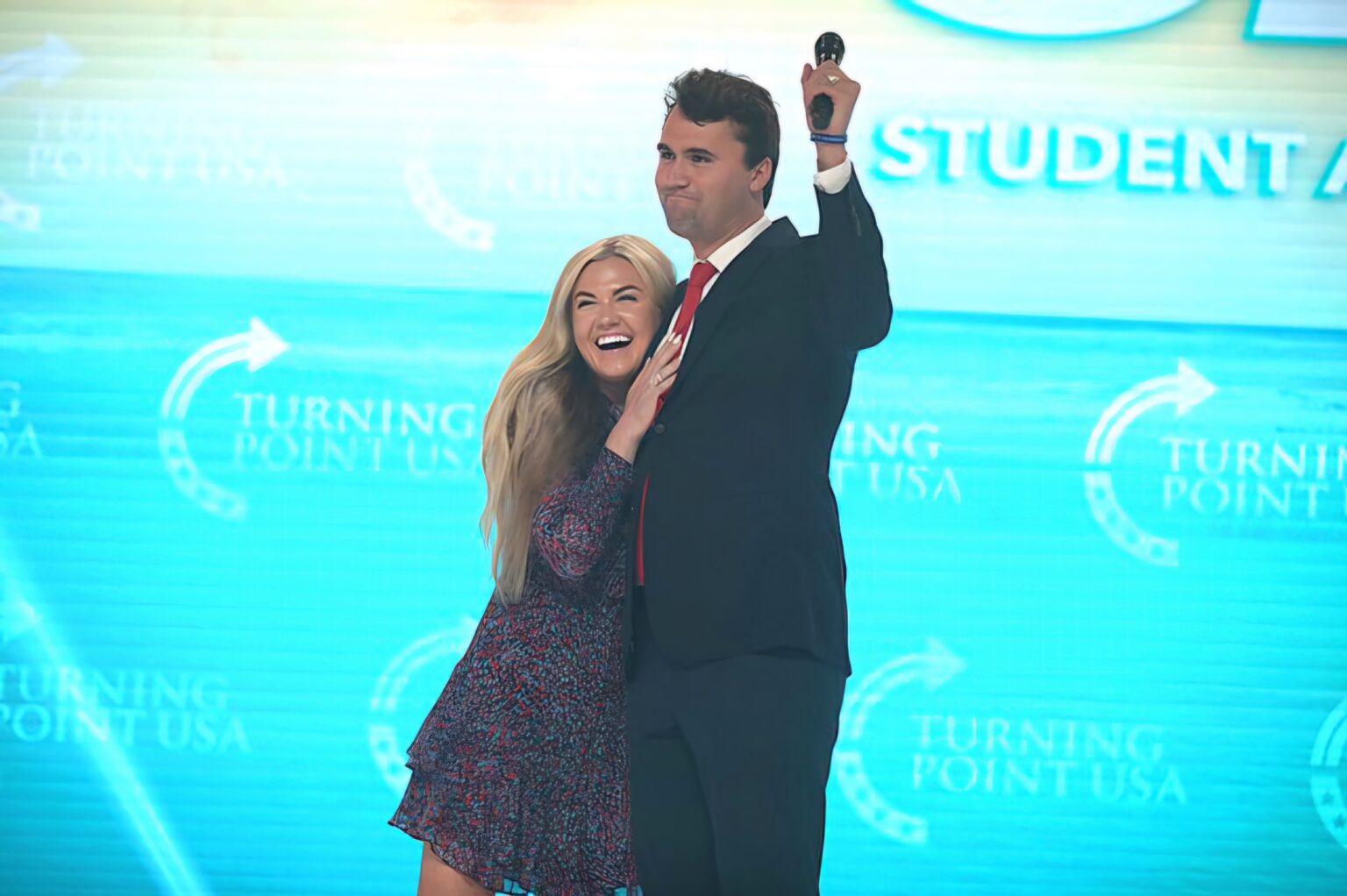 Charlie Kirkin muistotilaisuus järjestetään stadionilla Arizonassa ...